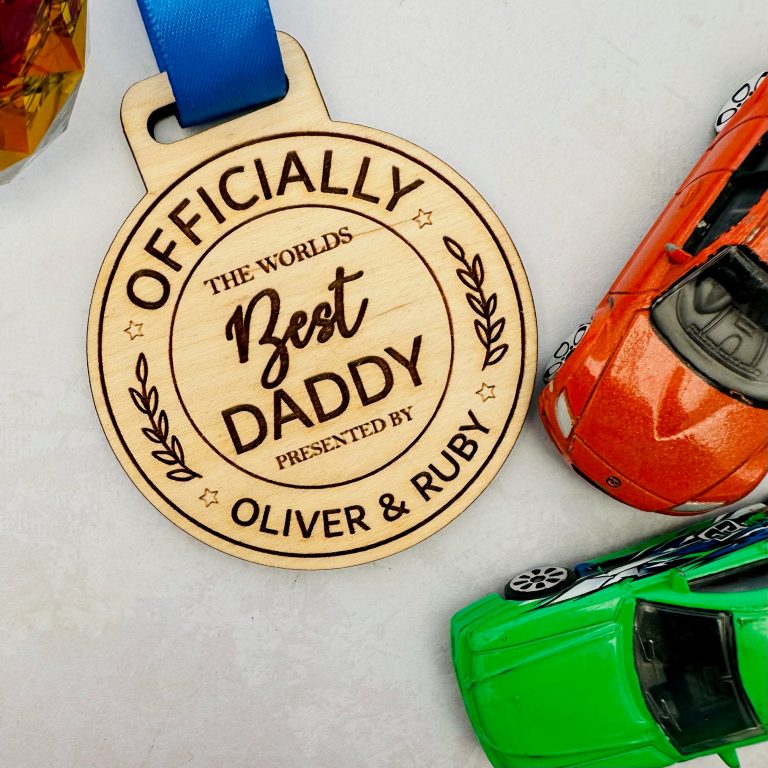 Personalised Best Dad Wooden Medal - RainbowRhinoLaser